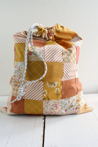 Scrappy Patchwork Drawstring Bag - Bessie Pearl Binding Co.